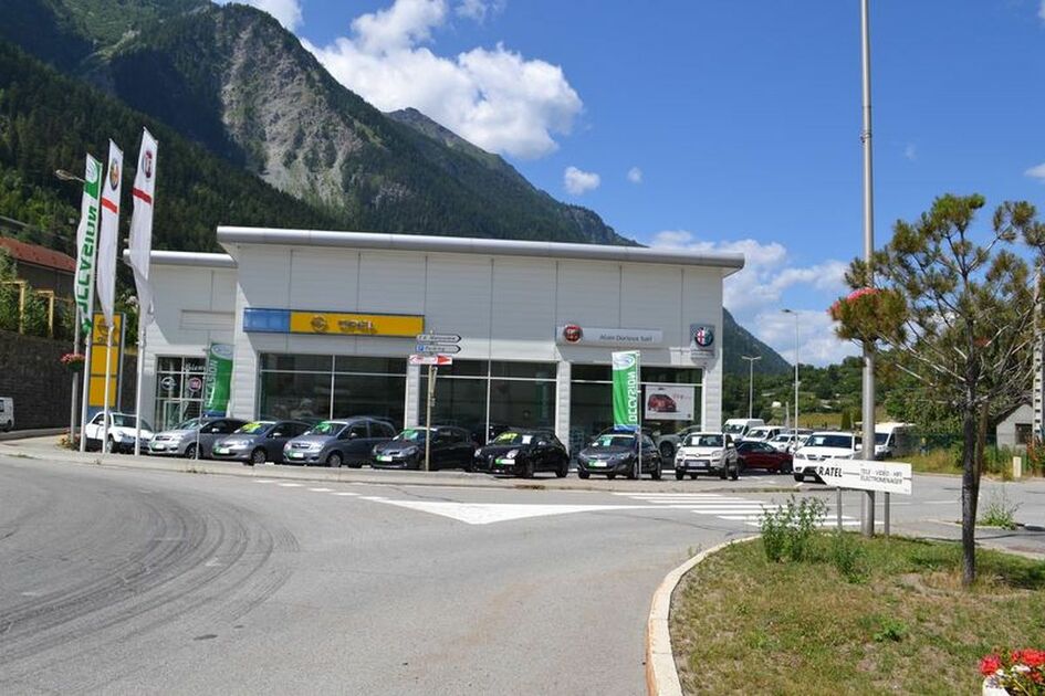 Location de voitures Point Loc ADA à Fourneaux